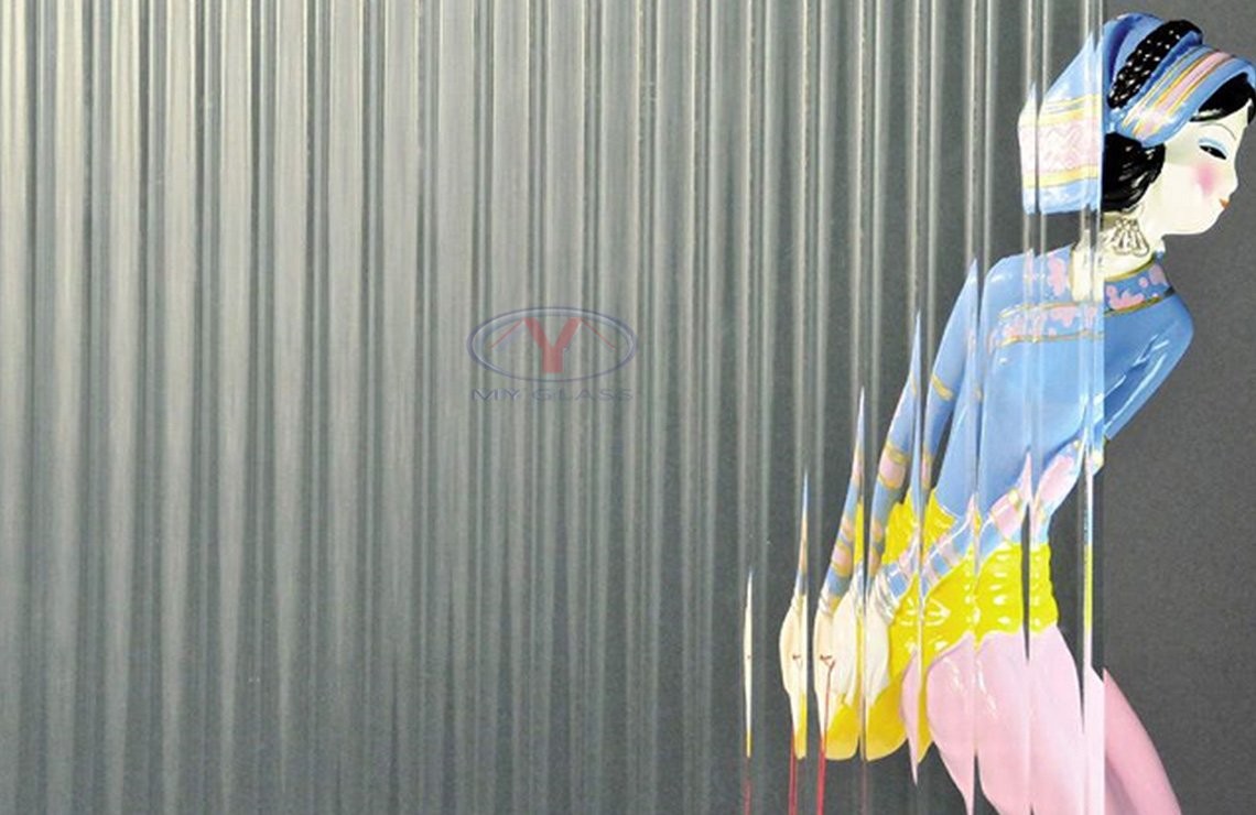 Clear/Colored Pattern Glass
