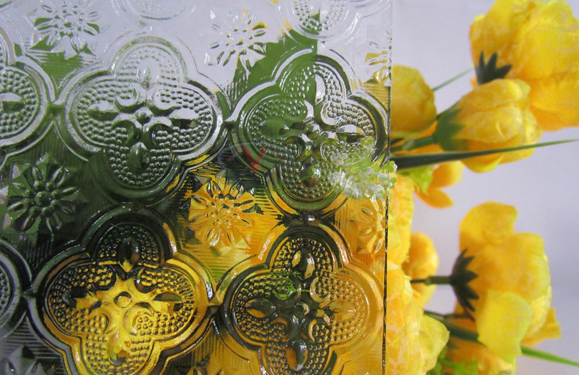 Clear/Colored Pattern Glass